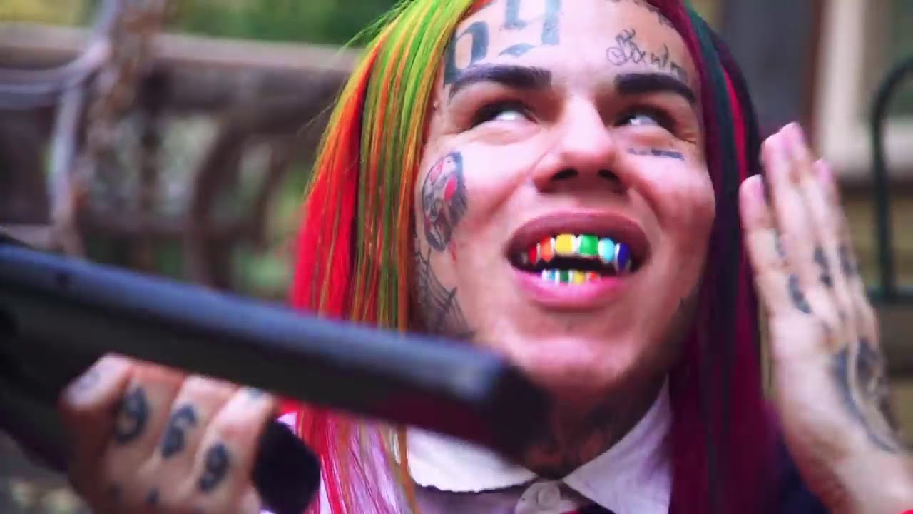 Tekashi 6ix9ine arrestato a New York con mandato eccezionale