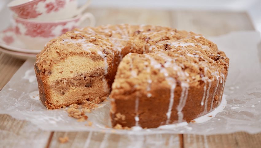 Simple and delicious classic coffee cake recipe