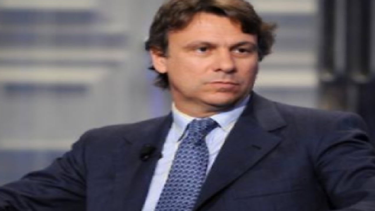 Coronavirus, le dure parole di Porro contro Conte: 'non siamo più bravi ...