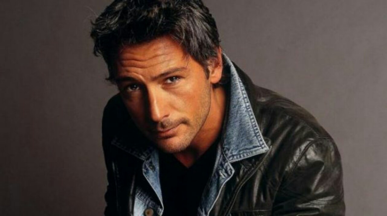 Gossip, l'attore Roberto Farnesi: "La quarantena mi ha fatto riscoprire ...