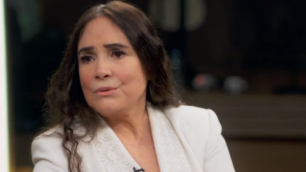 Artistas criticam Regina após entrevista a CNN