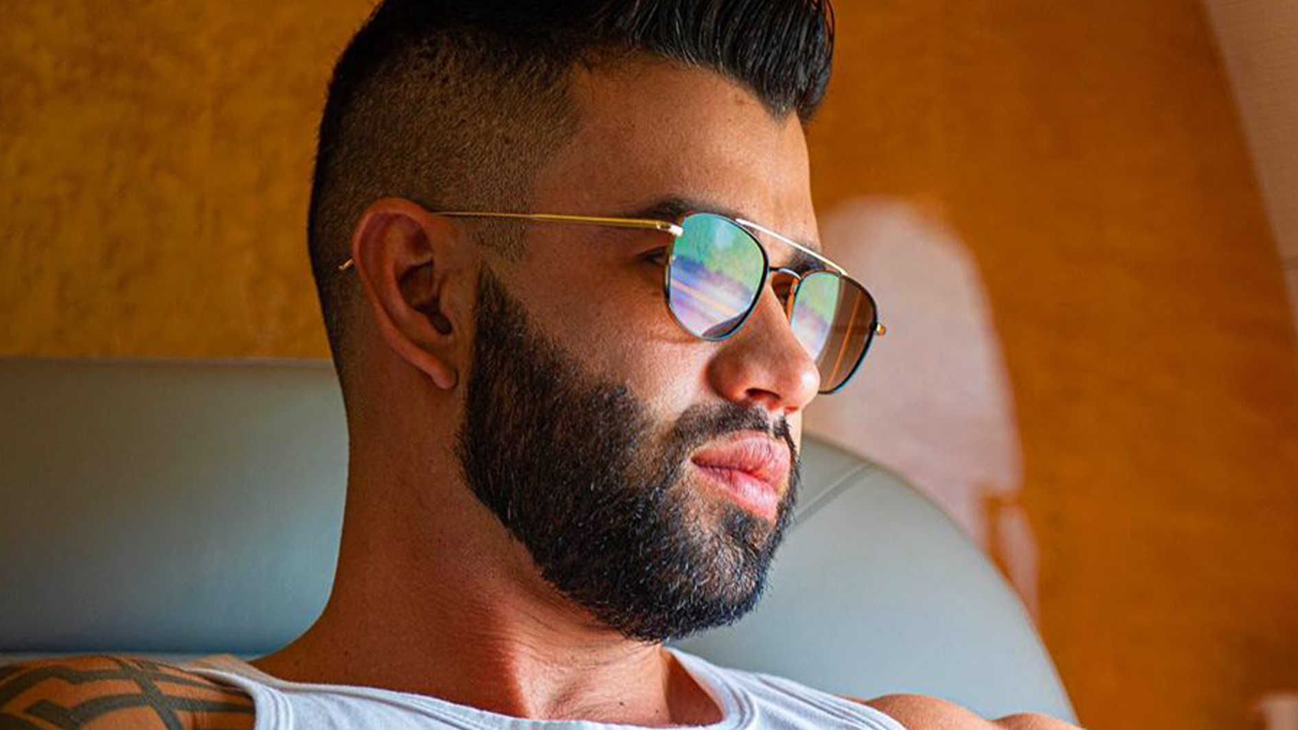 Gusttavo Lima lança nova música, e jornalista da Globo detona o cantor Gusttavo Lima lança nova música, e jornalista da Globo detona o cantor