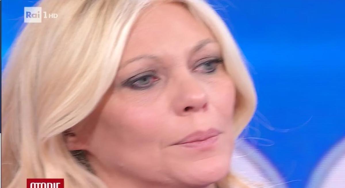 Eleonora Daniele commossa per il rosa scelto dai cantanti di Sanremo in ...