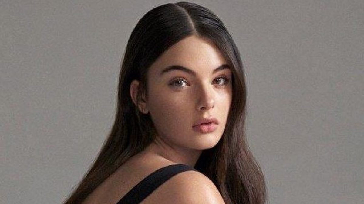 Deva Cassel nuova regina della moda in copertina di Vogue Türkiye