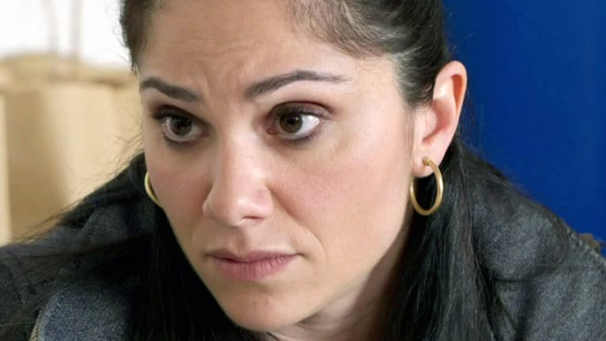 Un posto al sole anticipazioni: Rosa si confida con Pino, Alberto trema